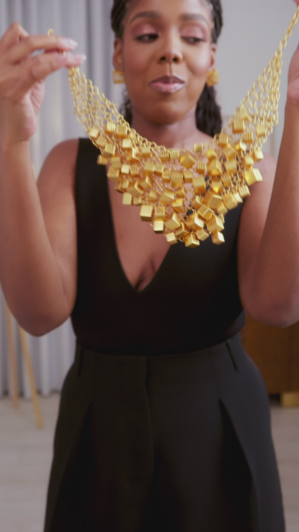 MILO NECKLACE