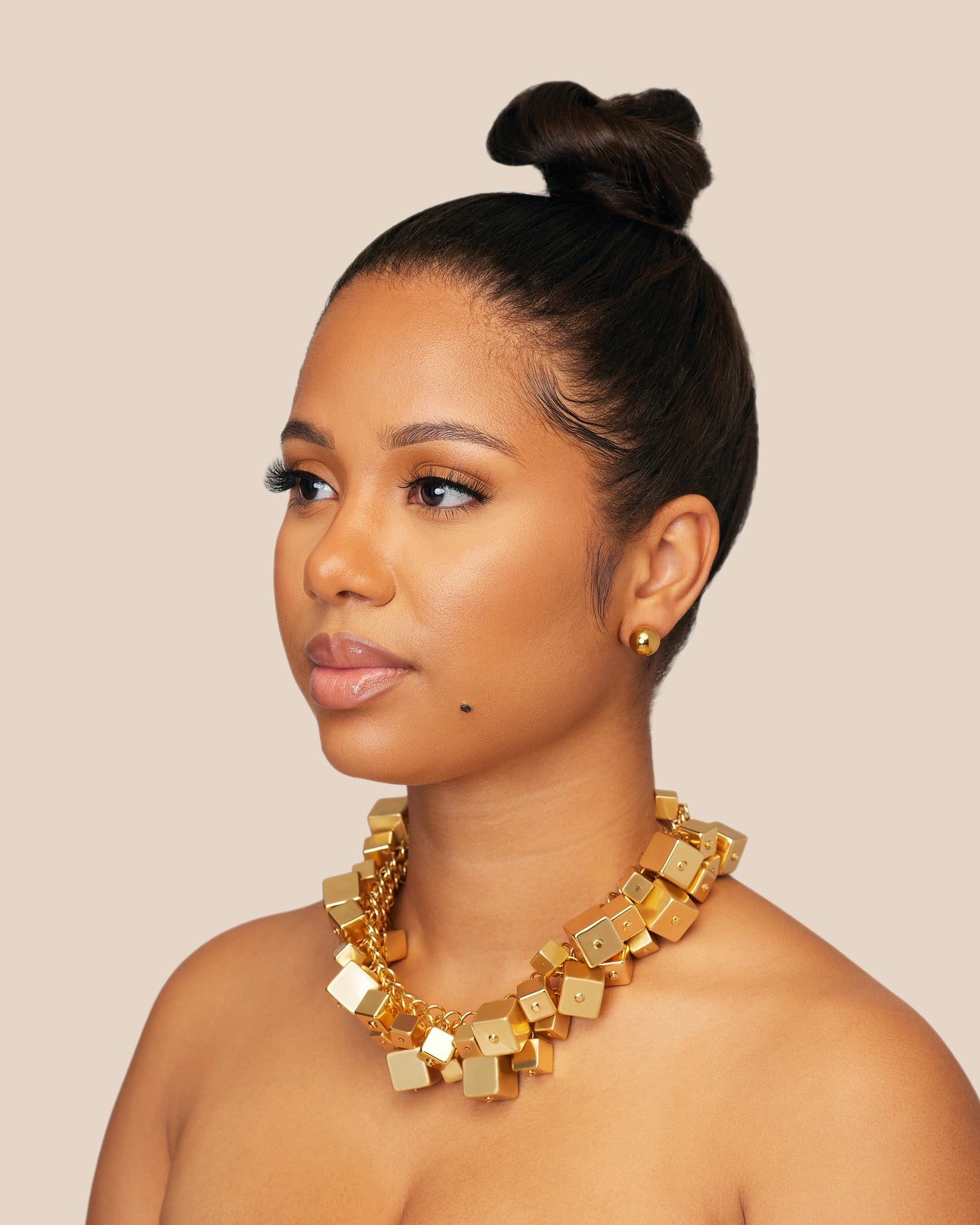 Zizi Necklace